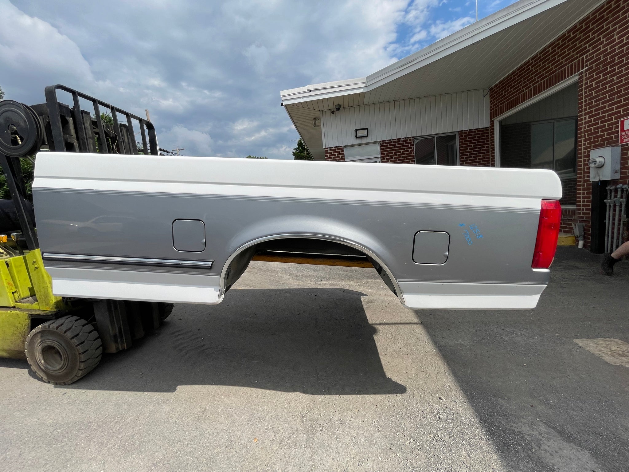 1992-1997 Ford OBS 8’ Bed – Super Duty Truck Parts